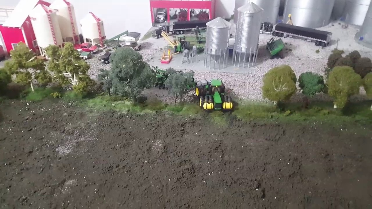 1/64 farm toy display update. More static grass - YouTube