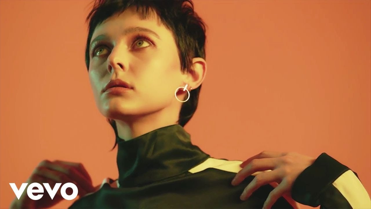 Morgan Saint - Just Friends (Official Video) - YouTube