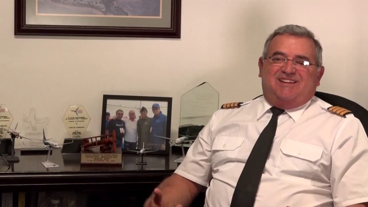 Capitán Carlos Dárdano en entrevista con Feedback Ilopango - YouTube
