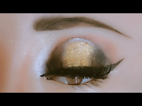 Golden holo makeup - YouTube