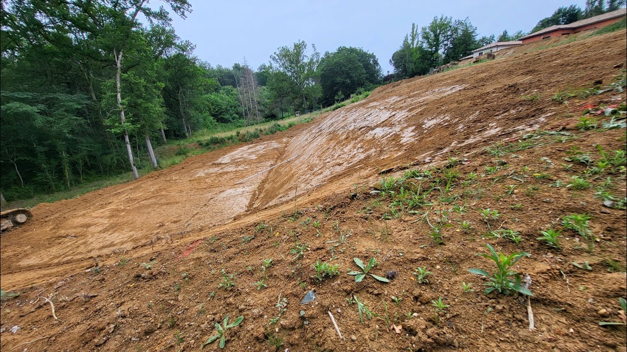 création de talus +plus plate-forme ( partie 2! ) - YouTube