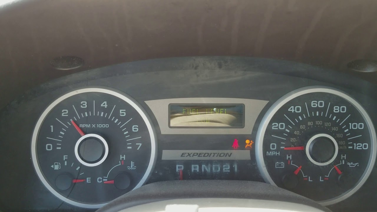 2005 Ford Expedition Limited 5.4 L 3V engine Run Demonstration - YouTube