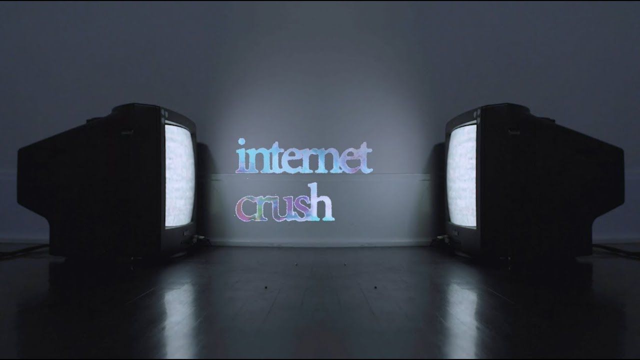 Jeremy Zucker - internet crush (official lyric video) - YouTube
