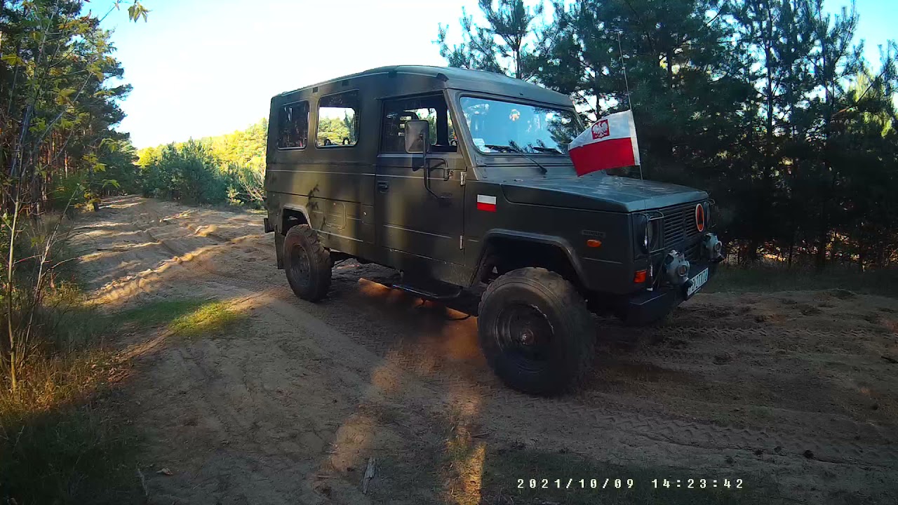 Honker 2324 teren - YouTube