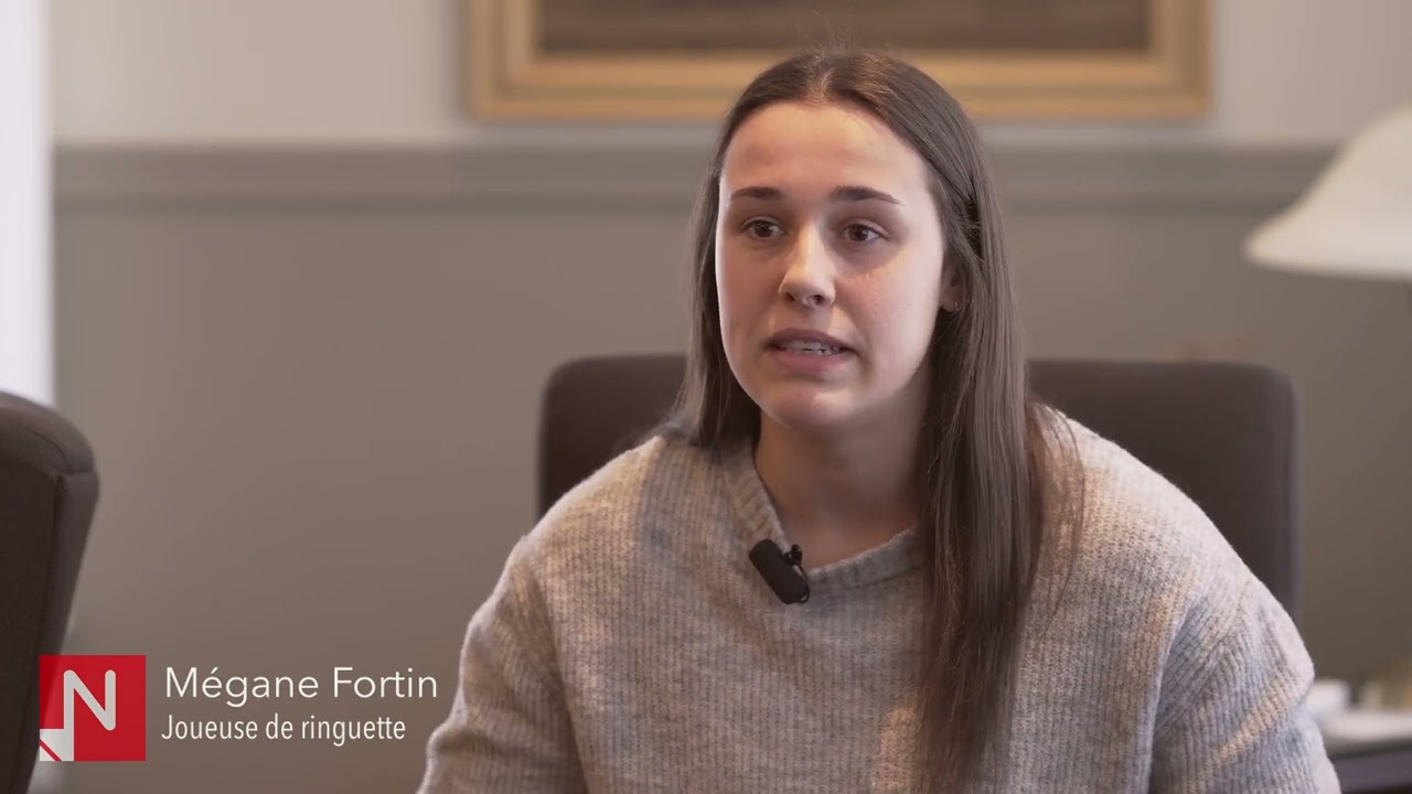 Mégan Fortin, une joueuse de ringuette exceptionnelle - YouTube