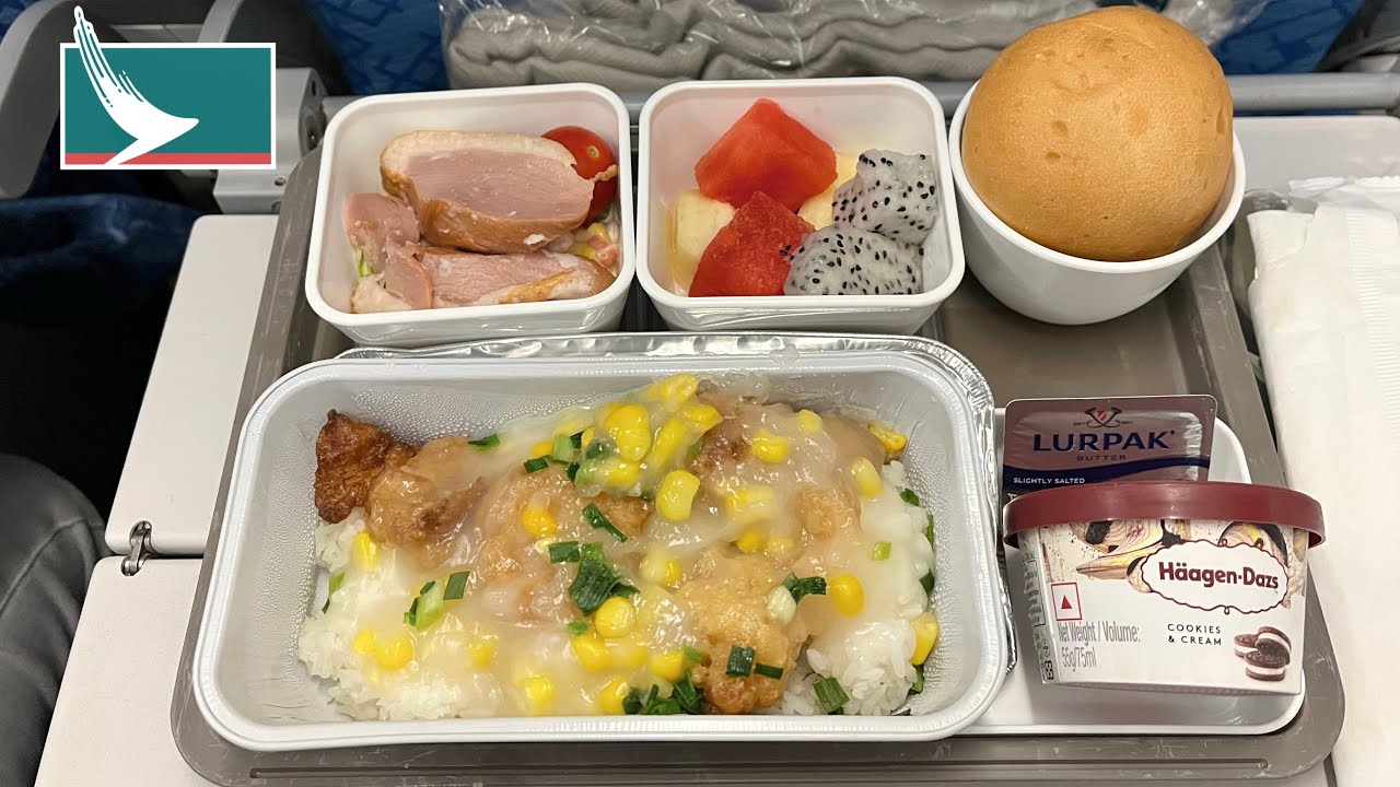 Cathay Pacific Economy Class Food Review ( CGK-HKG-TPE, TPE-HKG-CGK ...