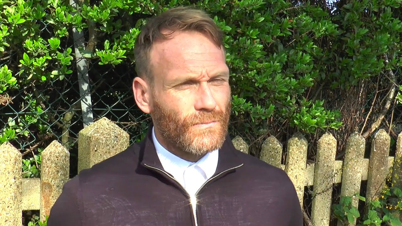 Simon Rusk Post-Match Interview - Boreham Wood - YouTube