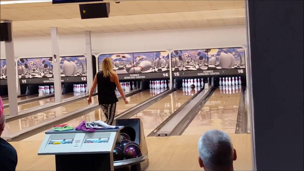 Kara Mangiola 300 game 12-11-15 - YouTube