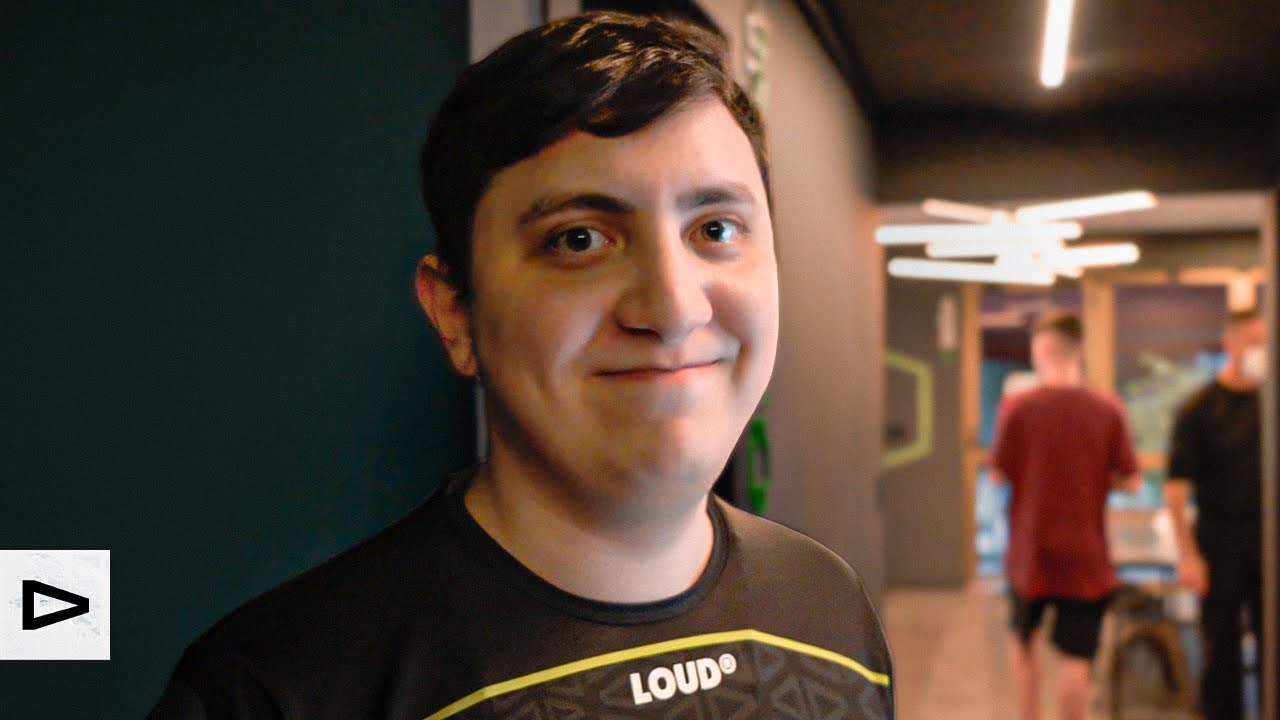 Saadhak contou o segredo do treino da LOUD... - YouTube