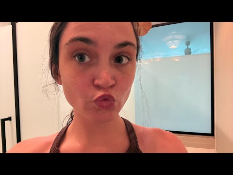 ASMR kisses galore (kiss painting + unpredictable triggers) 💋