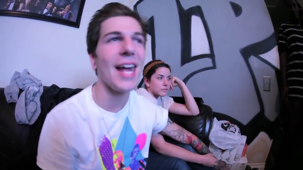 Young jesse rutherford - The neighbourhood - YouTube