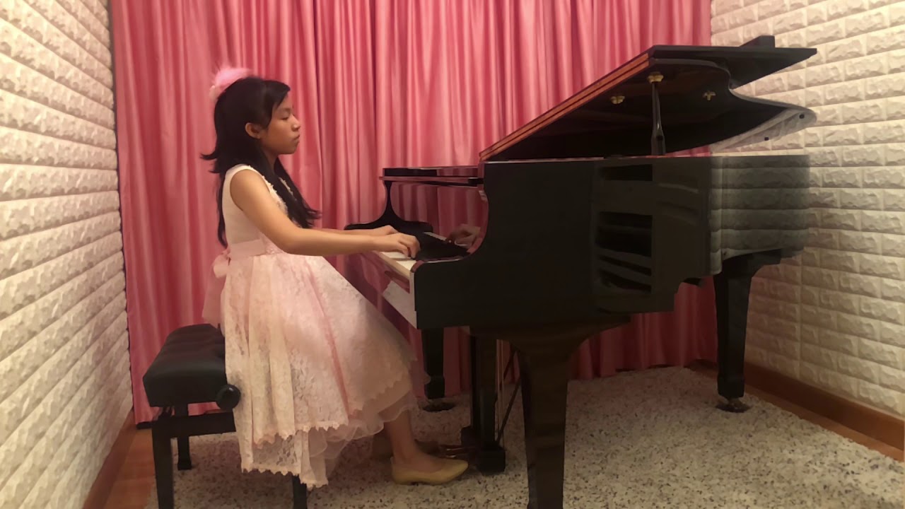 Rachel Lui: Mozart - Sonata in D, K.311 2nd Movt - YouTube
