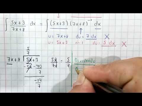 Integral básica tipo examen utilizando la división de polinomios - YouTube
