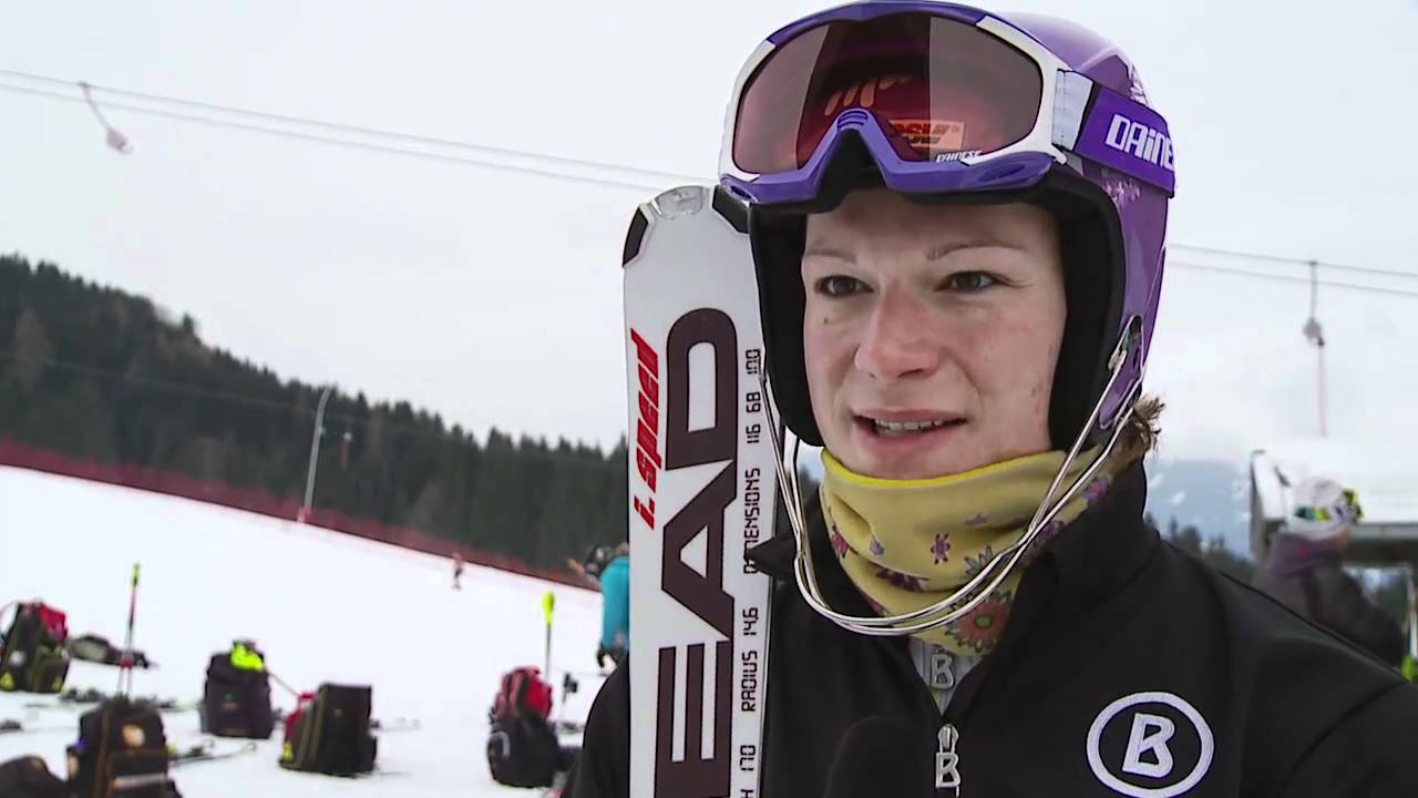 Alpiner Skiweltcup '10: Kolleginnen über Marlies Schild - YouTube