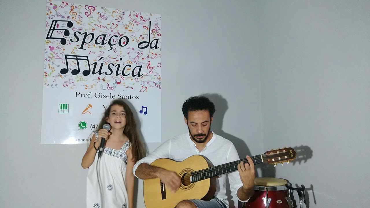 Mariah Campos interpreta "Não deixe o samba morrer" - YouTube