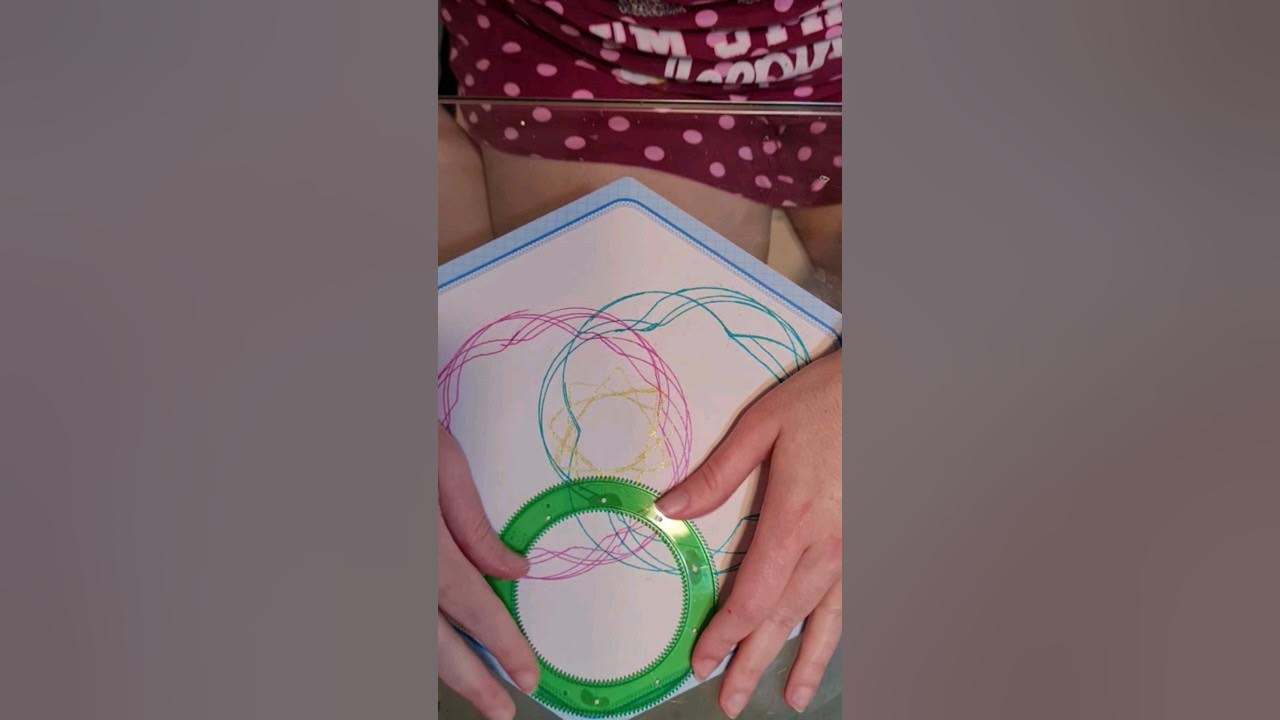 Multi pattern spirographs in contrasting colors #colorful #spirograph #art Connecting Circles ...