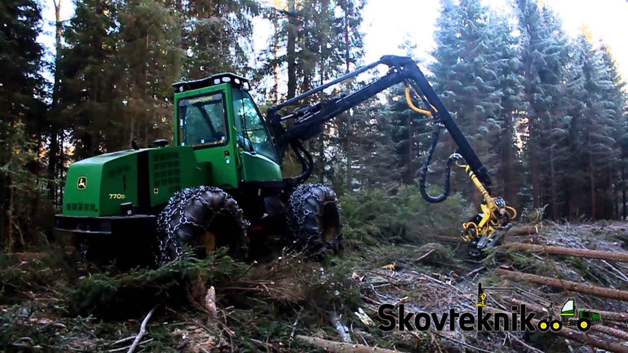 John Deere 770D - YouTube