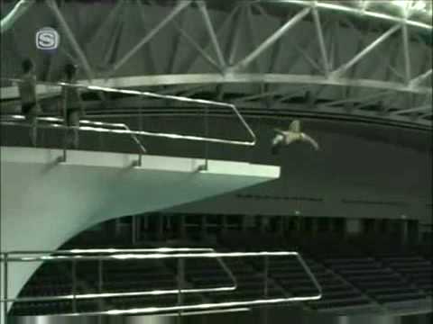 The Olympic Japanese Diving Team - YouTube