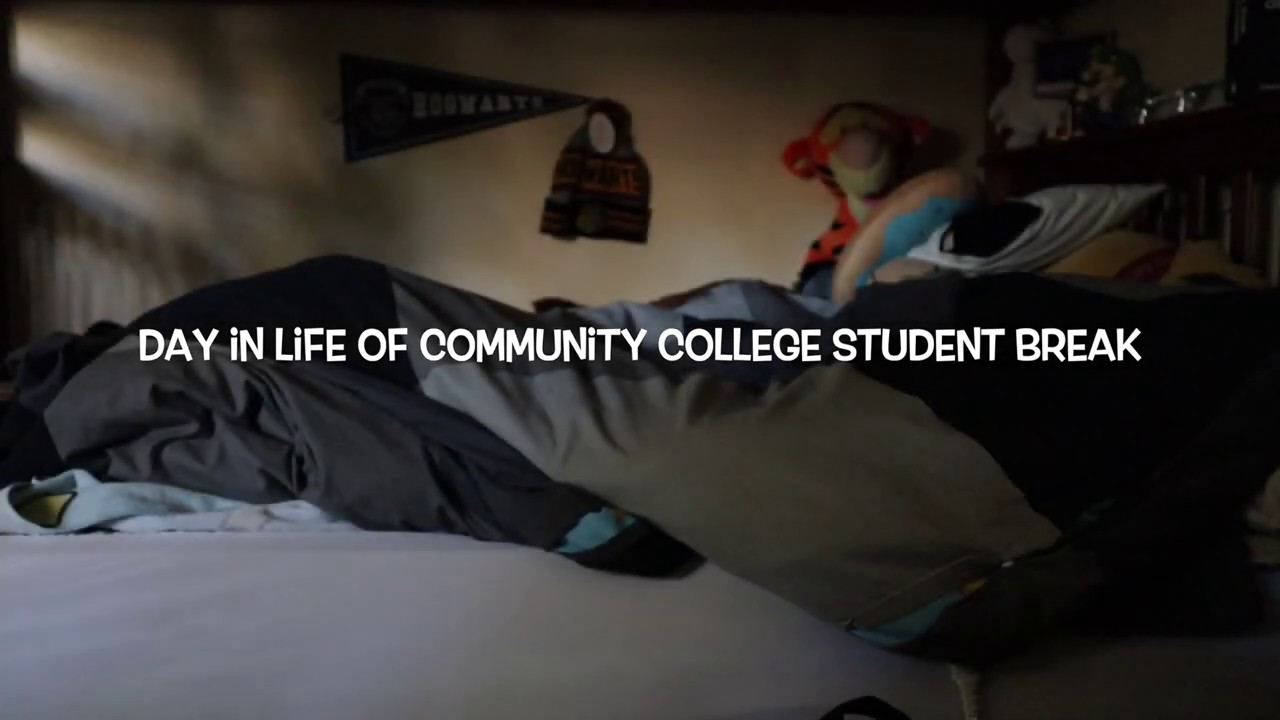 Day in Life Community College Student Winter Break / Relaxing sounds ...