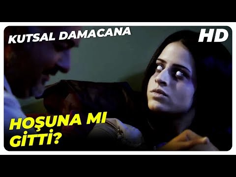 Üfürükçü Hoca Selen'i Elliyor | Kutsal Damacana Şafak Sezer Komedi Filmi
