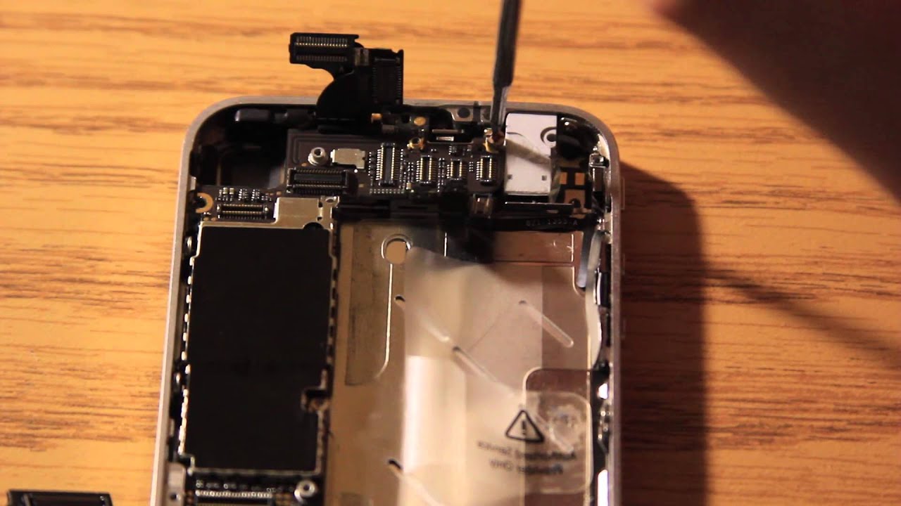How to Put an iPhone 4 Screen On - YouTube