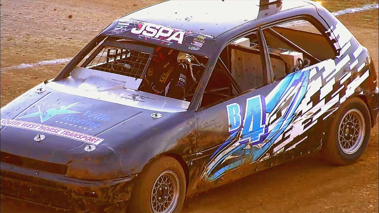 Junior Sedans Top Starts Heat 2 Laang Speedway 28-12-2019 - YouTube