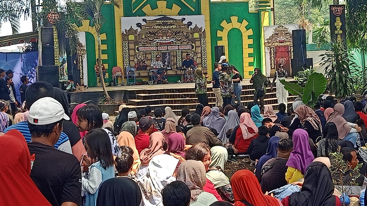 Turonggo baru sakti mulyo // seni jaran thek klepu sooko ponorogo - YouTube