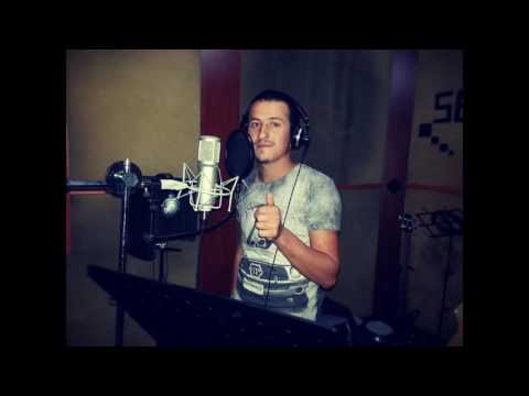 ismail yk özlüyorum ben seni.