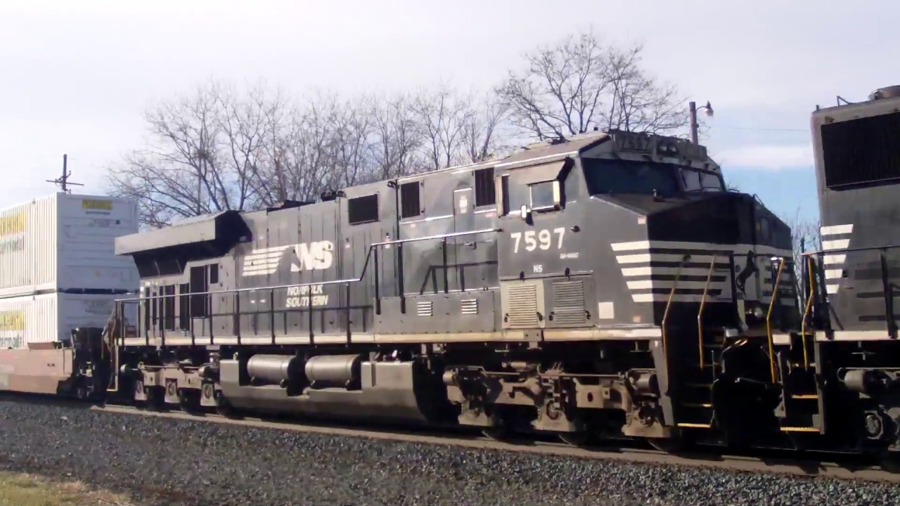 NS 26T @ LAPORTE, IN 12 16 18 NS 9339 NS 9496 NS 4067 NS 8126 NS 6777 ...
