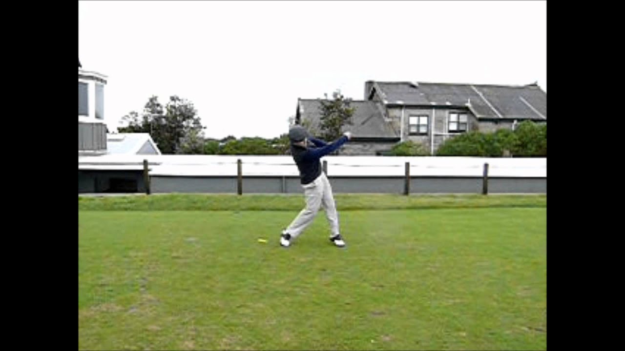 Hilarious Golf Swing Fail - YouTube