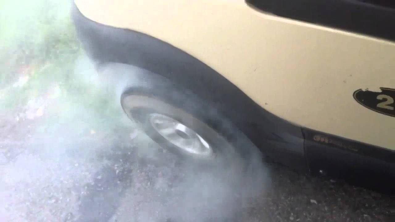 Golf Cart Burnout - YouTube