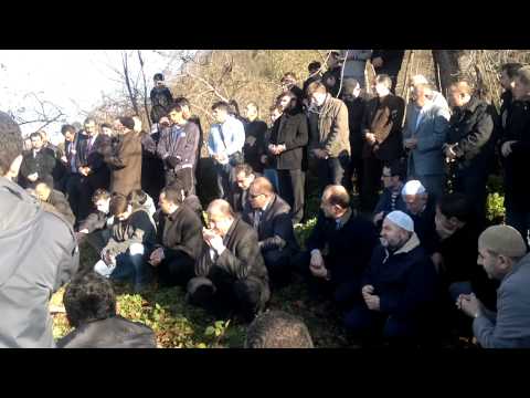 Salim BEŞİKCİ Ucarlı Mezarlıkta.mp4