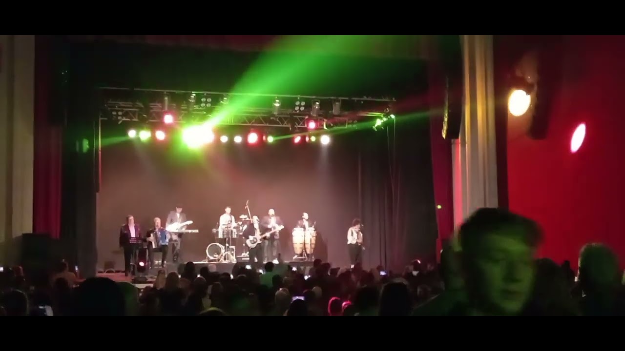 Los palmeras | LUZ Y GIO CORVELA - YouTube