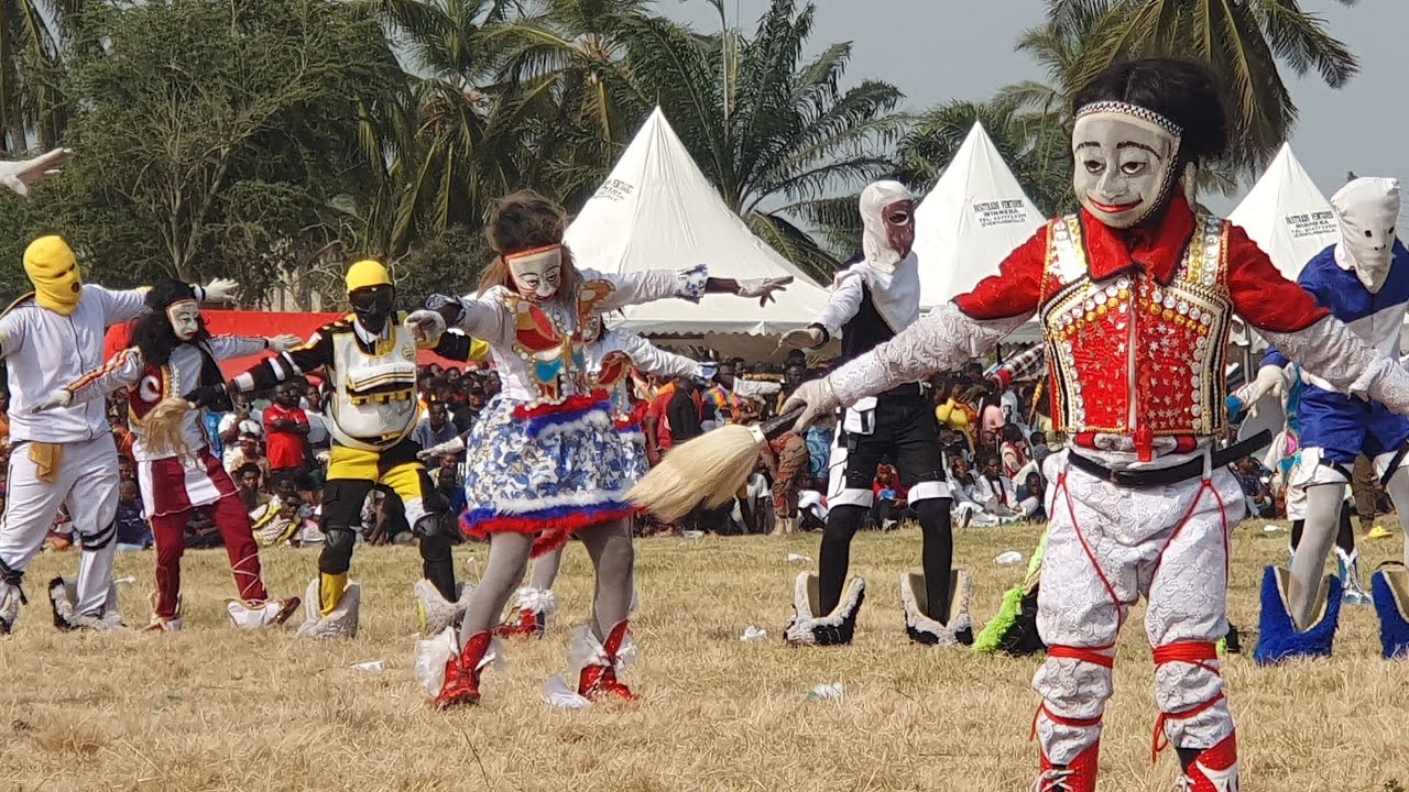 Nobles highlife dance display @winneba fancy dress festival 2024// Best ...