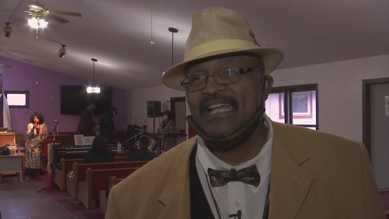 Musician Carl Cole reflects on 50-year career - YouTube