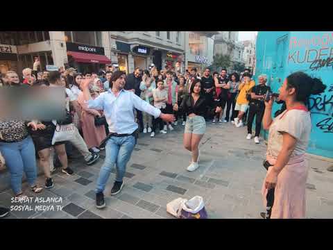 O Ses Türkiye Hatice Kaya ile Taksim  koptu..! - Arabeskin Kraliçesi Aşıksın Dedi