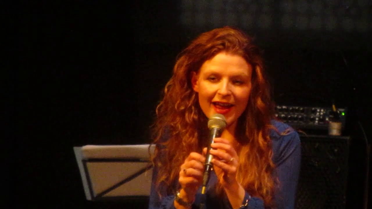 "In the Warm Room" Zoe Gilby @Seven Arts Leeds - YouTube