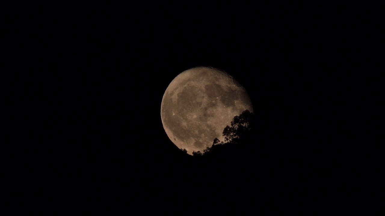 O nascer da Lua - YouTube