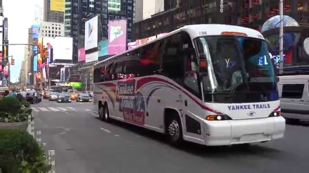 YANKEE TRAILS MCI BUS 296 NEAR TIMES SQUARE MANHATTAN IN 4K VIDEO - YouTube