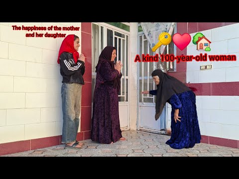 100 Yaşındaki Kadın, Evsiz Bir Anne ile Kızına Kucak Açıyor: Dokunaklı Bir Hikâye