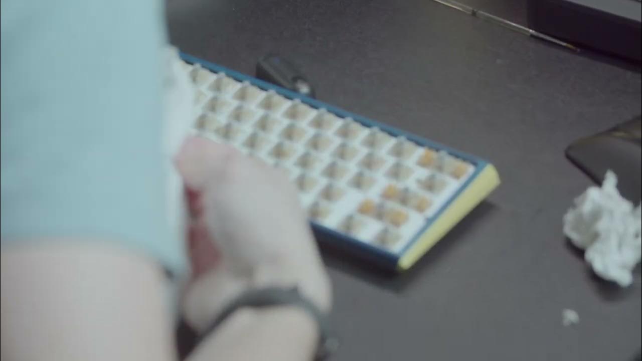 The Bouncing Noise Is Just Annoying Why This 60% Custom Silver Cherry MX Keyboard Fails to ...