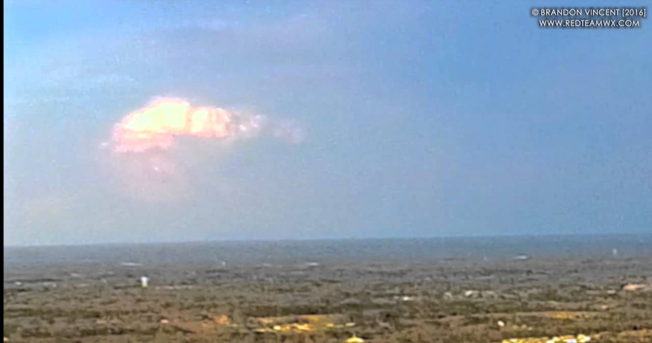 Time Lapse of Distant Updraft from 850 ft AGL - YouTube