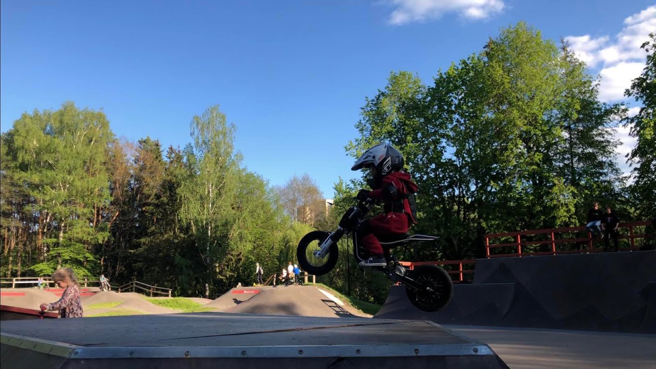 Moto Trial at 4 years old | Mini Electric Motorcycle | Kuberg Start ...