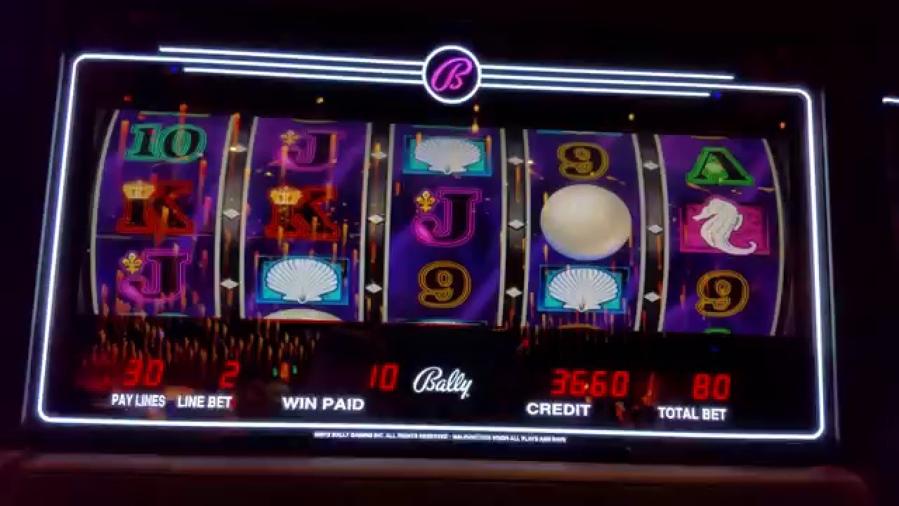 String of Pearls slot machine at Sands casino - YouTube