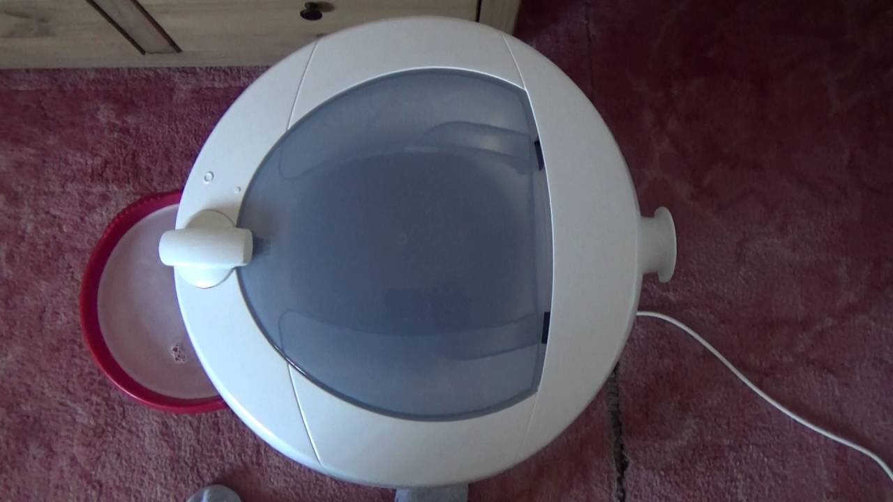 White Knight 28009W Spin Dryer HD - YouTube