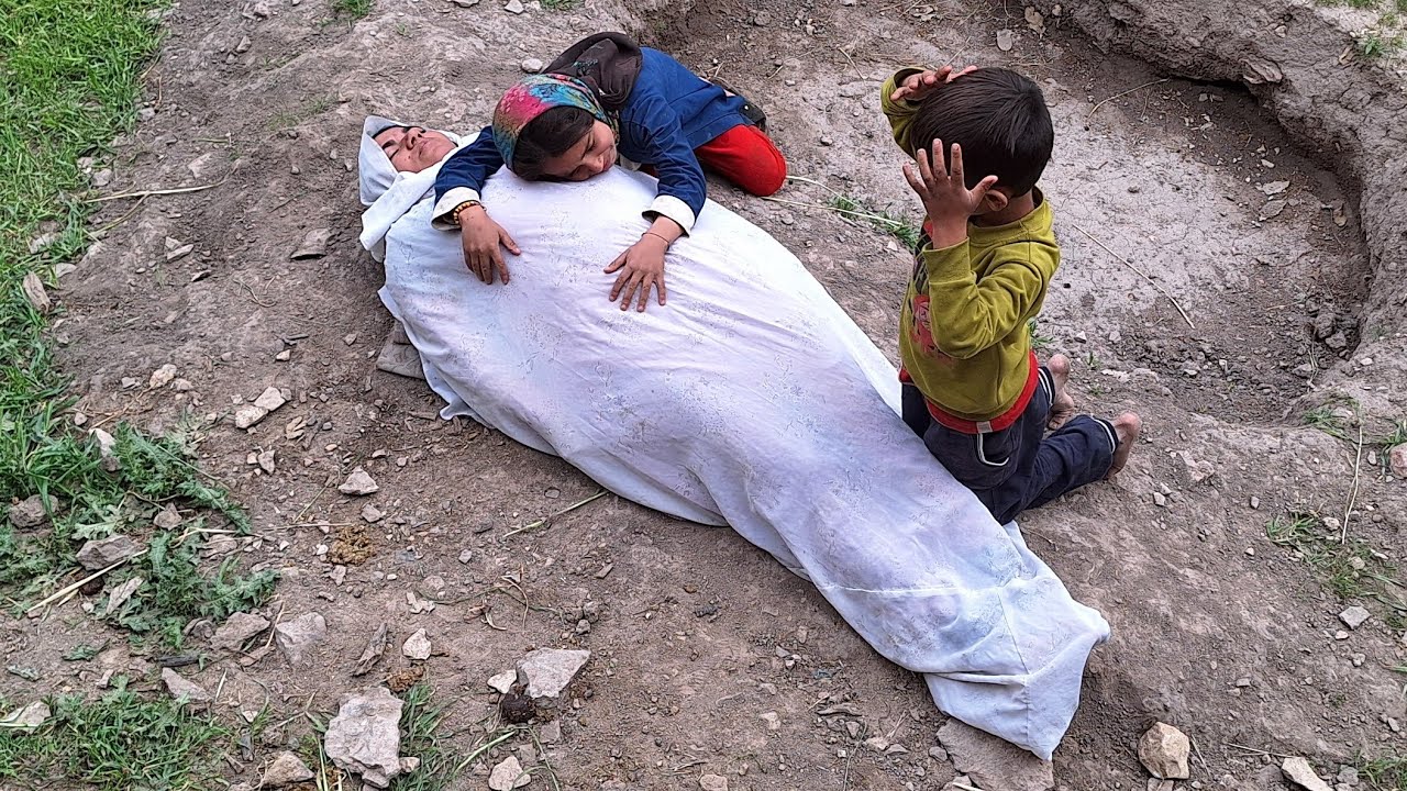 Nomadic Crafts: The Art of Crafting a Wool Mattress with Eijan" - YouTube