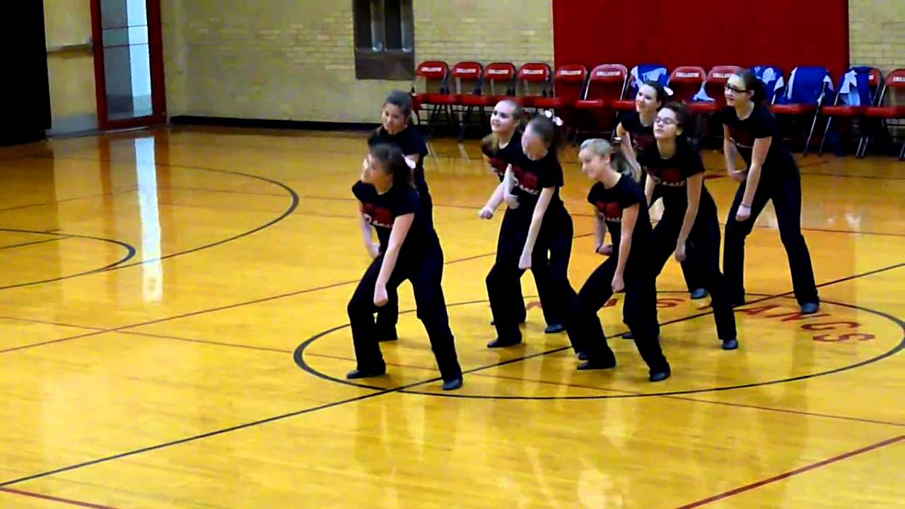 Chillicothe Jr High dance team 1/14/2014 dance 1 - YouTube