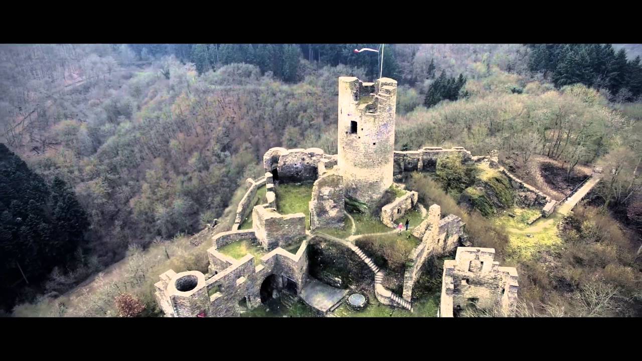 Burcht Winneburg bij Cochem - YouTube