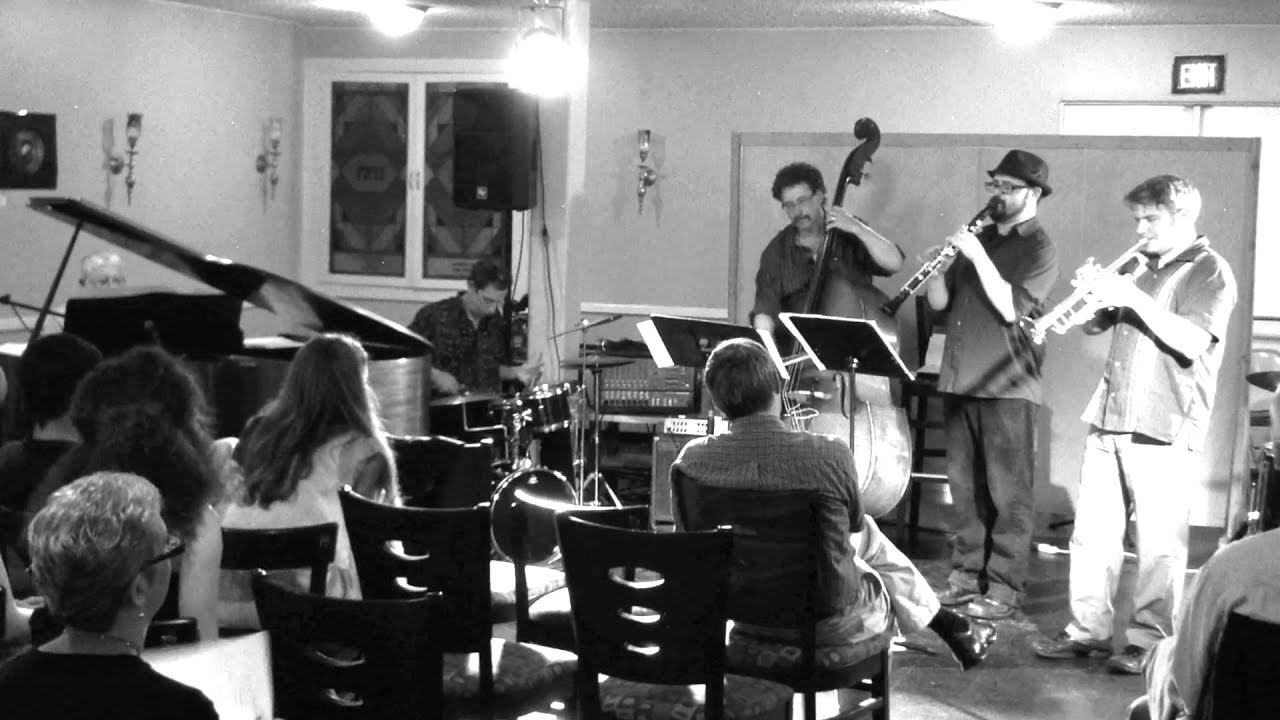 Tarras Band plays medley from "Tanz" - YouTube