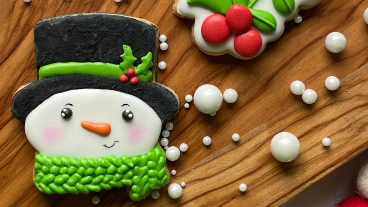 Let’s decorate a cute snowman cookie together - YouTube